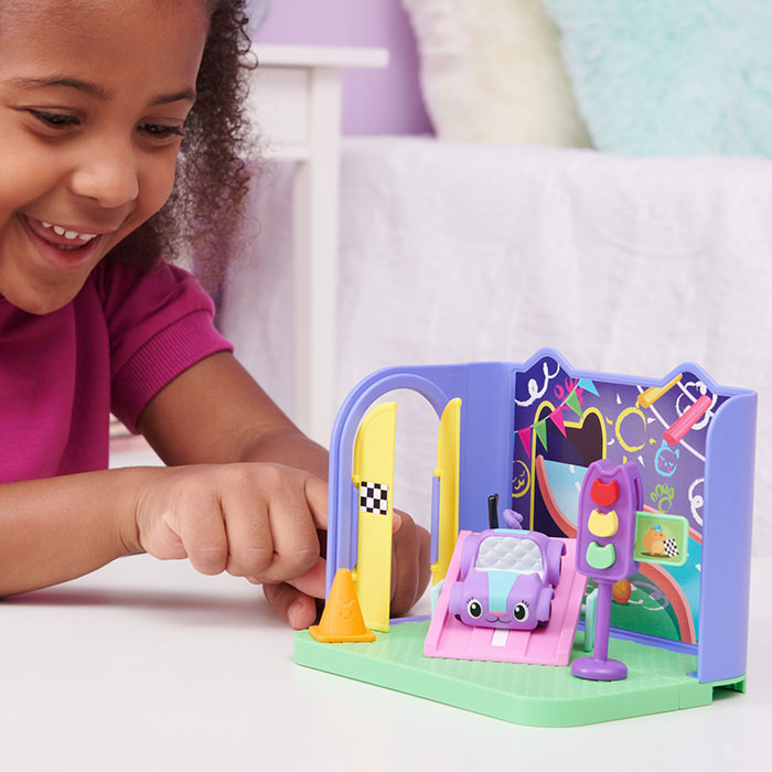 Gabby's Dollhouse Deluxe Room - Play Room | Gabby's Dollhouse | Prima Toys